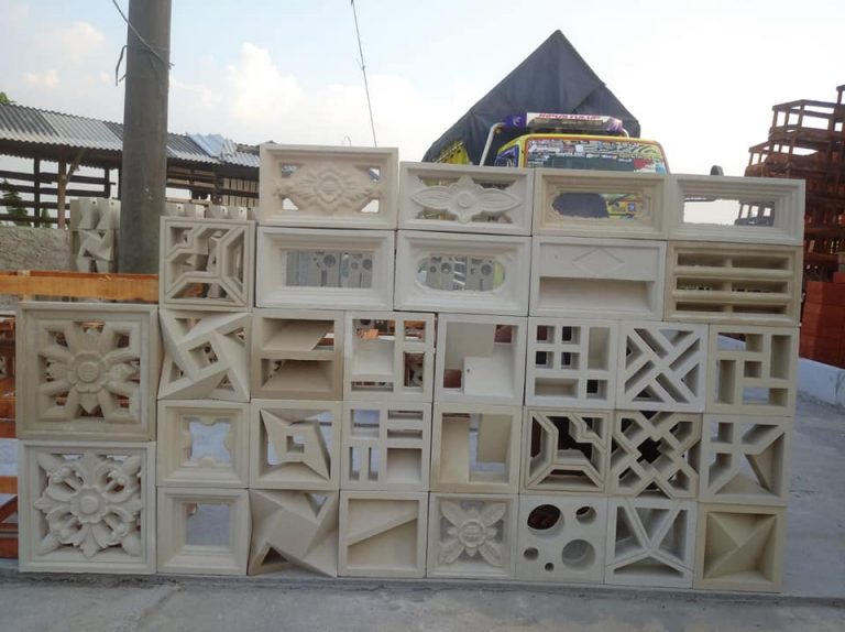 Jasa Desain Rumah Online | variasi dinding roster sebagai pilihan desain